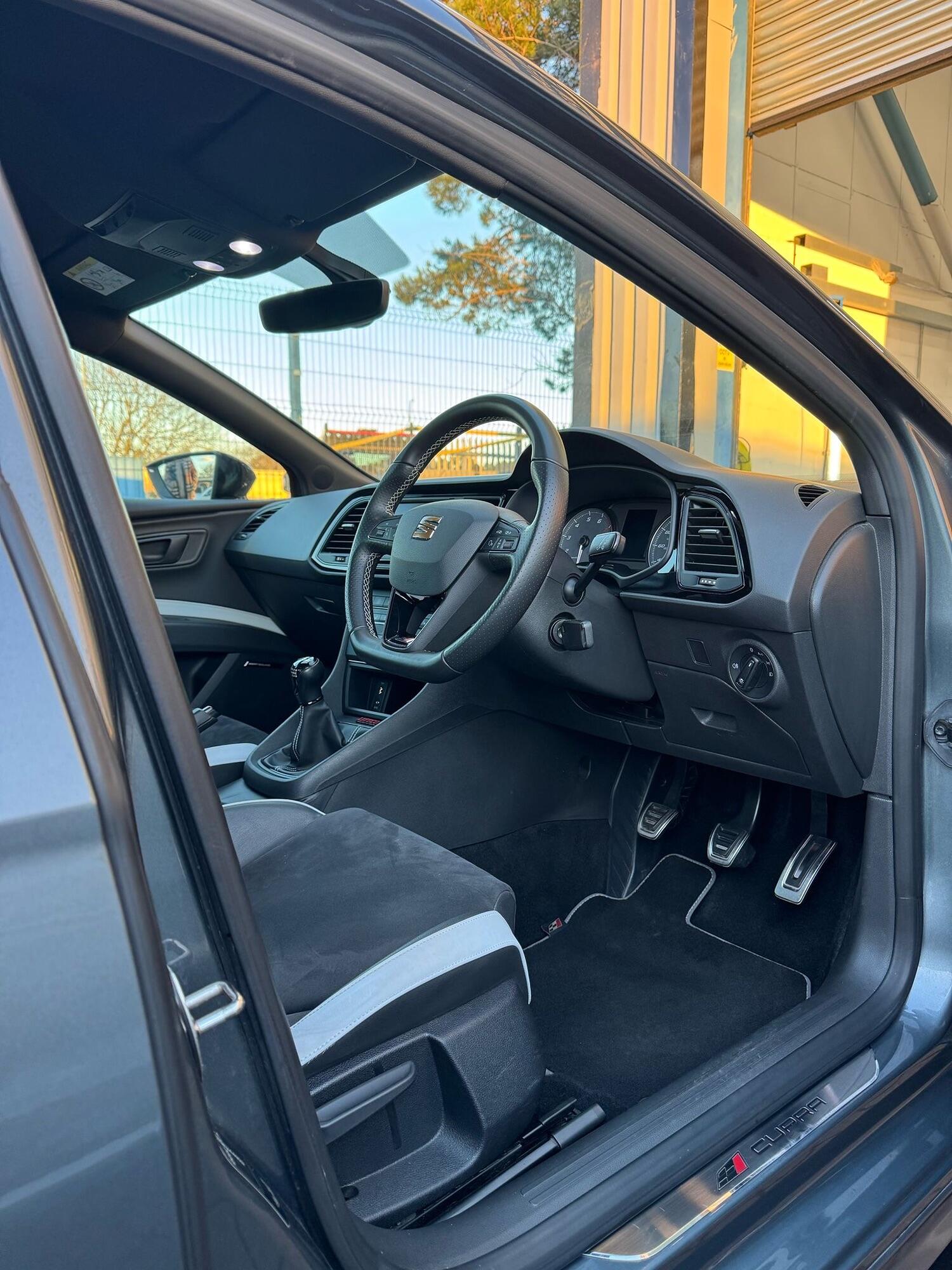 SOLD - Used SEAT LEON 2016 Grey in Pevensey, East Sussex | Williams ...